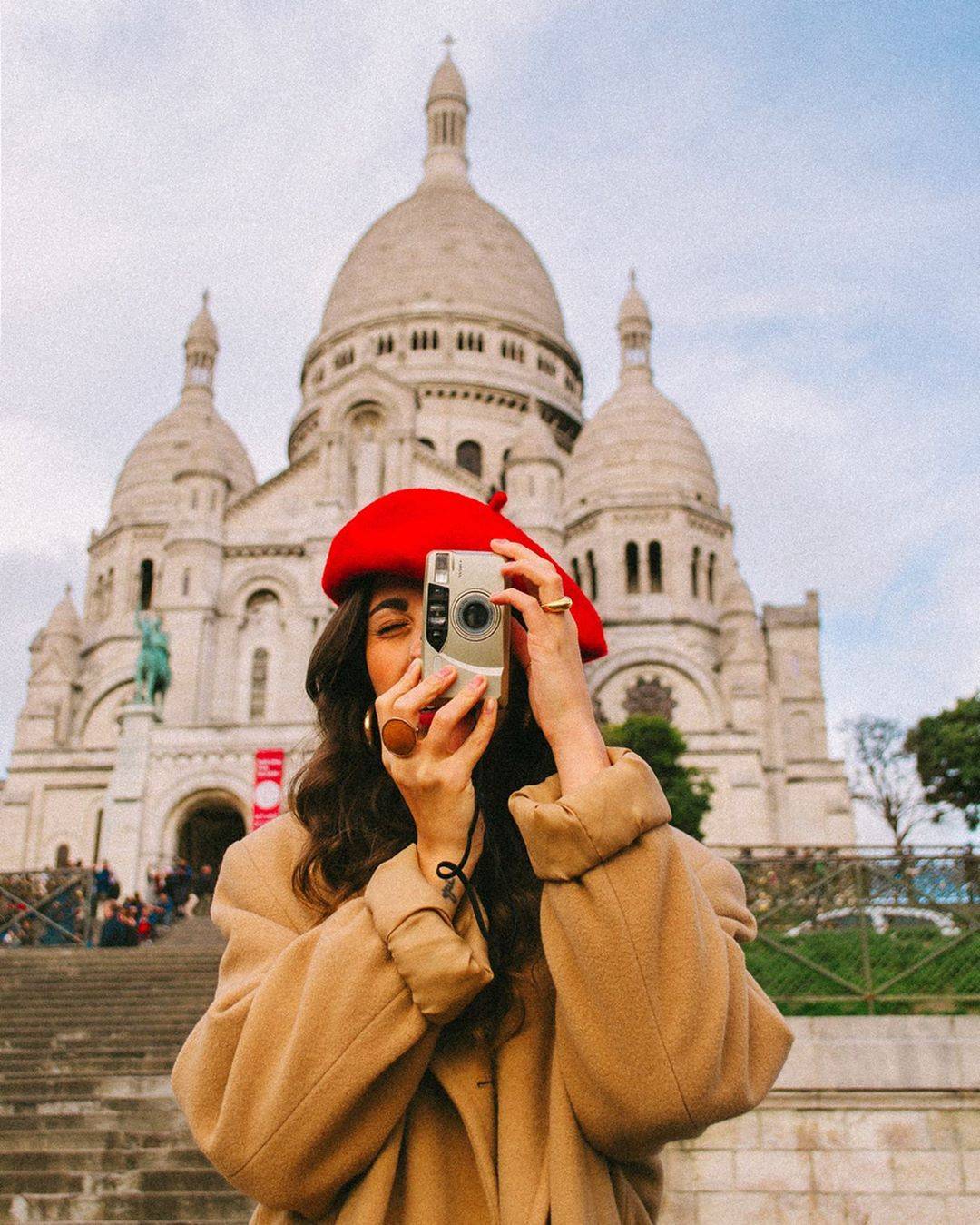 单人照的拍摄方式，艺术家Laura Perrucci充满故事性的摄影灵感_人们