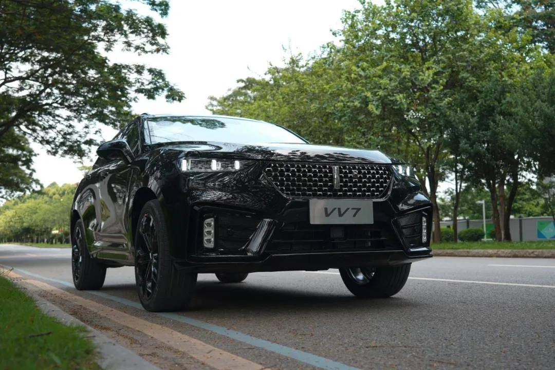 越优秀越努力，试驾2020款WEY VV7_搜狐汽车_搜狐网