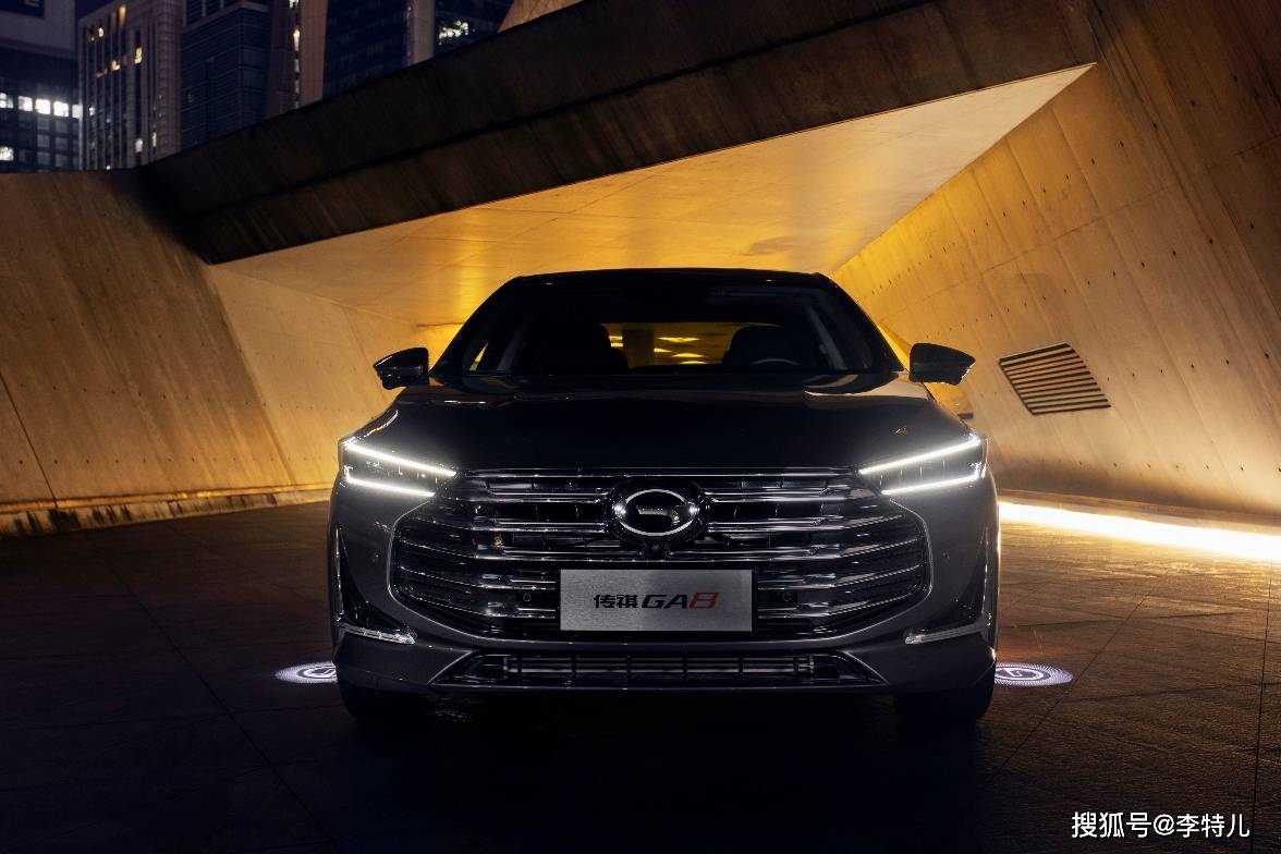 中大型轿车全新传祺GA8上市，入门车15.68万起，全系2.0T+6AT_搜狐汽车_搜狐网
