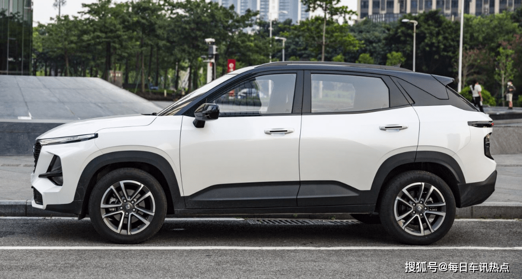 手握8万放弃长安CS35PLUS，这车可自动驾驶，和奥迪Q3一样帅气_搜狐汽车_搜狐网