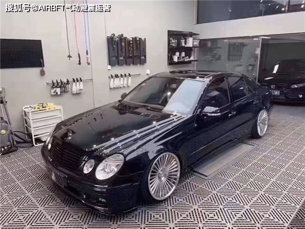 AIRBFT李洋介绍 BENZ W211气压减震低姿态改装个性奢华的灵魂演绎_搜狐汽车_搜狐网