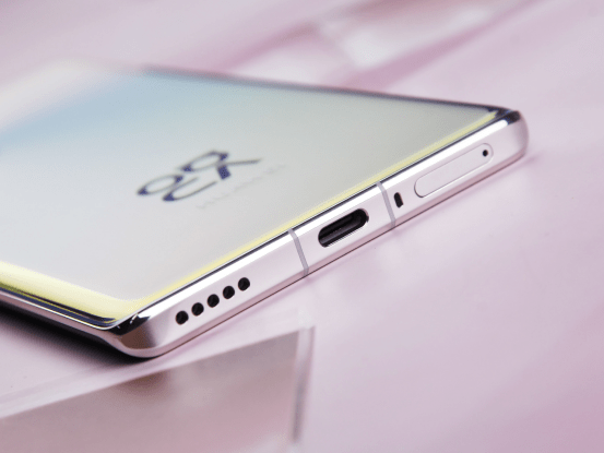 “高颜值”华为nova8 Pro 震撼来袭！_视频