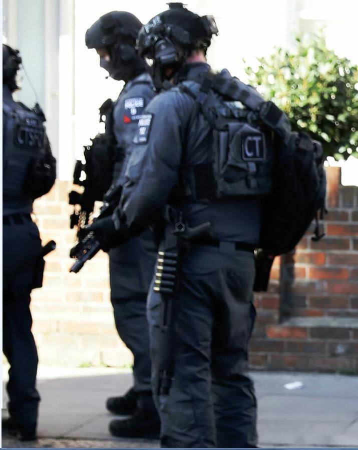 不列颠反恐利剑（1）——CTSFO伦敦分局的装备发展历程_行动