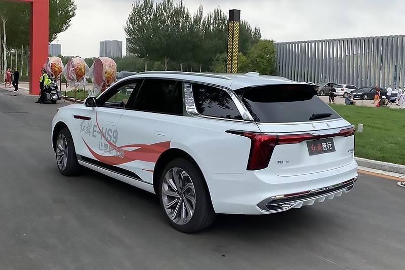 红旗全新电动SUV E-HS9实车曝光 续航超600km_搜狐汽车_搜狐网