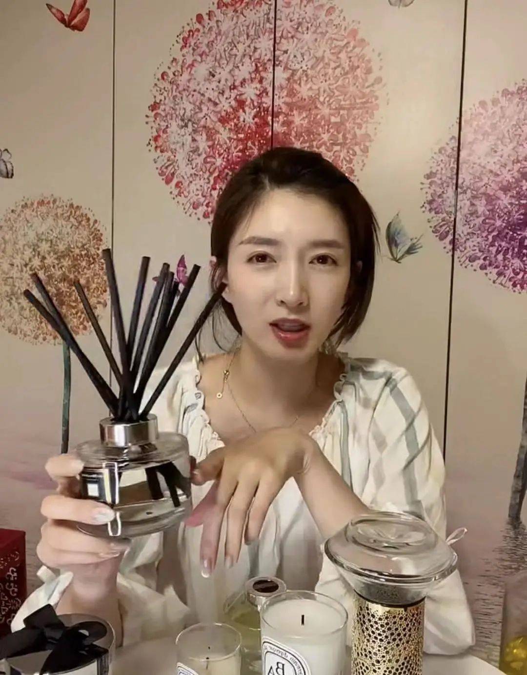 女明星私香大起底,见过4300ml的香薰吗!-搜狐大视野-搜狐新闻