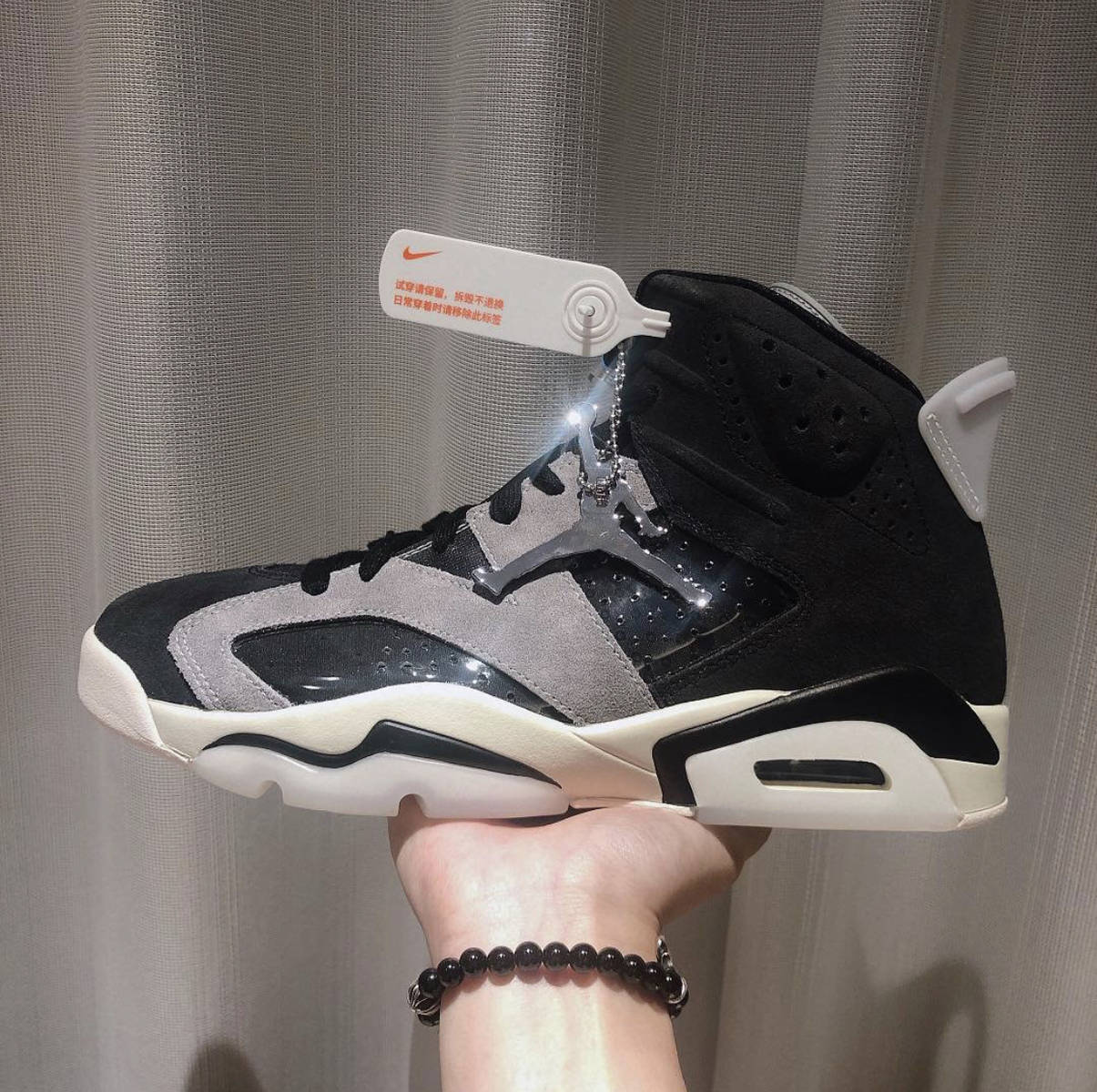 Air Jordan 6 Retro “Smoke Grey” 烟灰-搜狐大视野-搜狐新闻