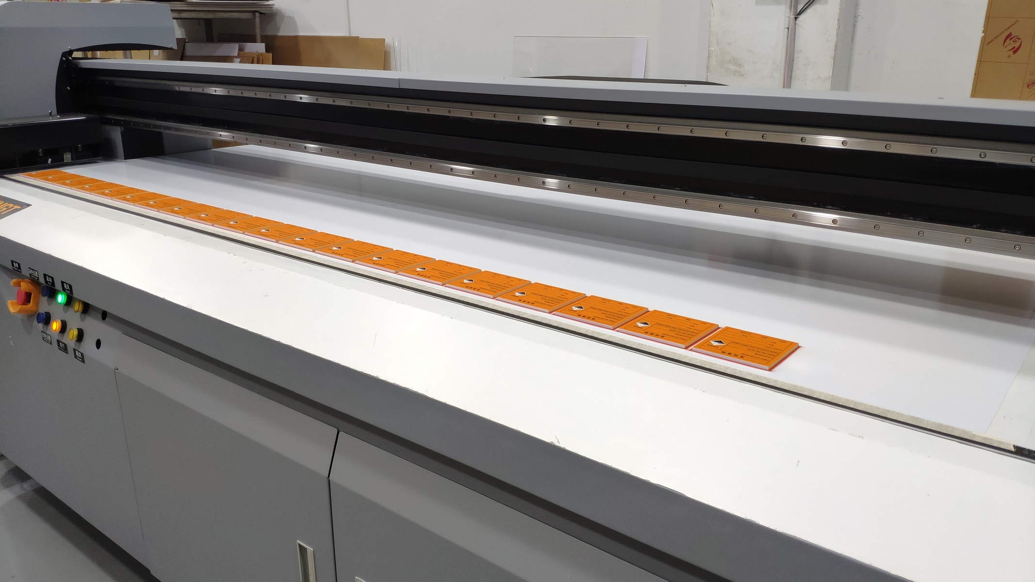 PVC板打印UV，带您了解UV