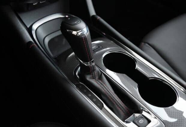 6个月没白等，这B级车跌到11万，车长4米9油耗6，不买雅阁就买它_搜狐汽车_搜狐网