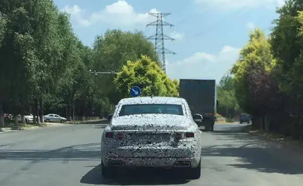 N501民用版？还是全新L5？全新红旗豪华轿车谍照曝光_搜狐汽车_搜狐网