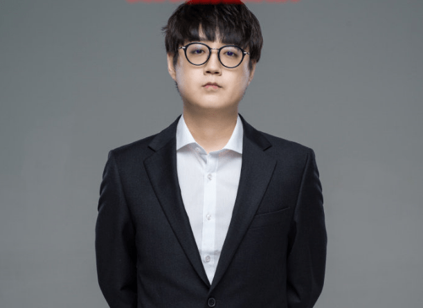 RNG恐成下一个EDG？教练Mata即将卸任，与Deft聊天透露意向_比赛