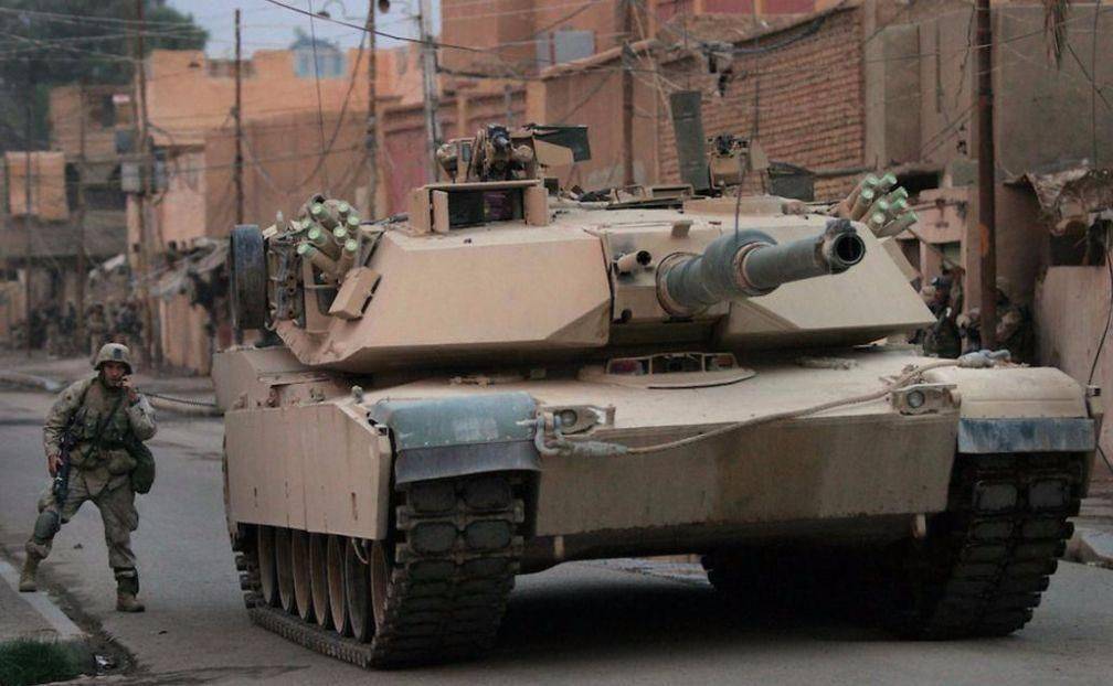 坦克不能巷战？美军说费卢杰坦克很好用，解放军说坦克是巷战核心_作战