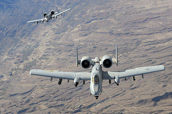 武器装备：A-10攻击机高清-搜狐大视野-搜狐新闻