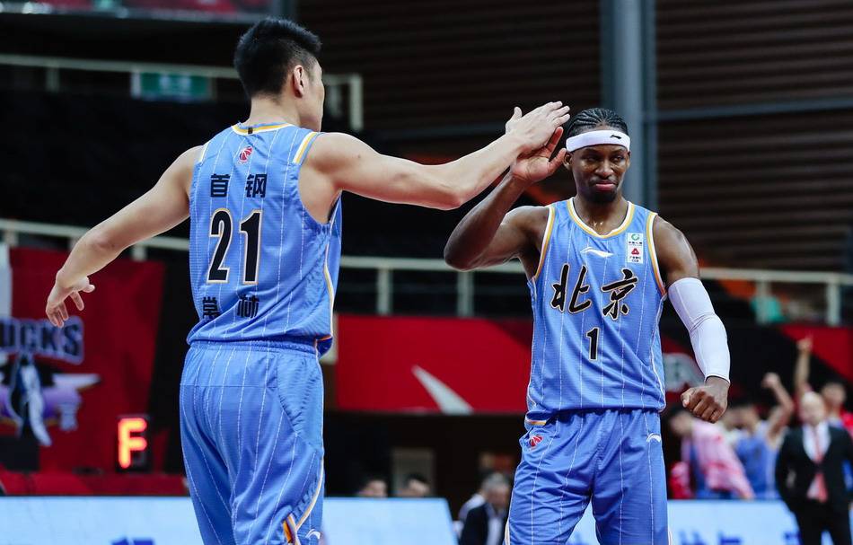 7人得分上双，北京首钢126-88狂胜同曦，CBA3连胜-搜狐大视野-搜狐新闻