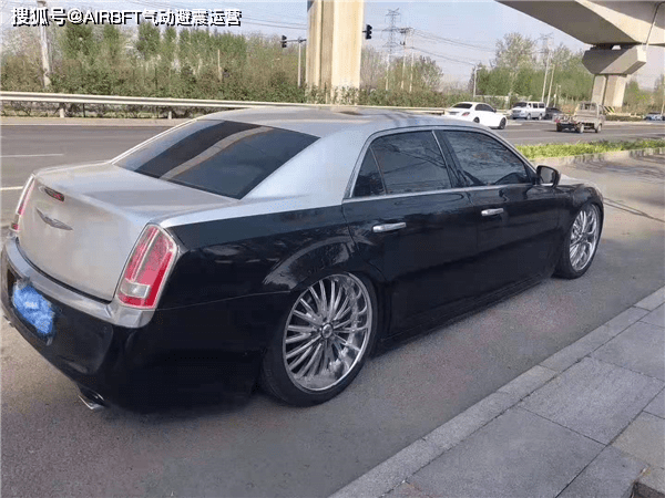 李洋介绍克莱斯莱300C改装AIRBFT气动避震改装气动越看越好看_搜狐汽车_搜狐网