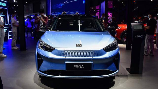 起步价相差1万，买思皓E50A还是秦PLUS EV？_搜狐汽车_搜狐网