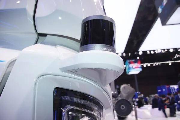 5G+L4 红岩杰狮H6智能纯电重卡硬核亮相上海车展 | 卡车之友网_搜狐汽车_搜狐网