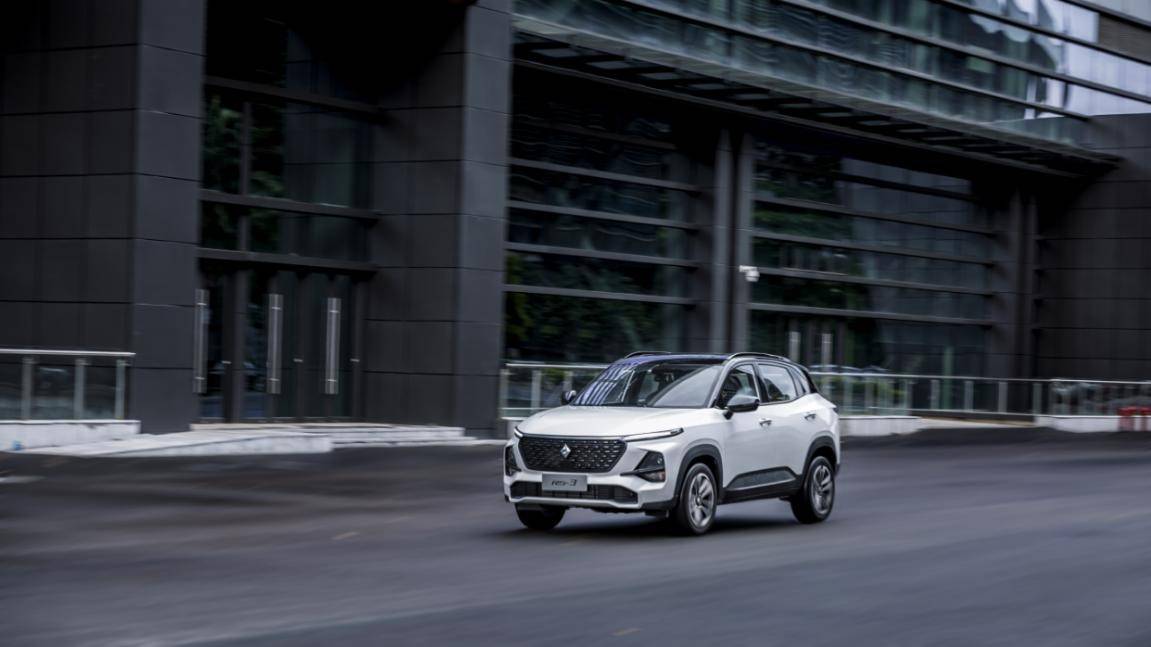 年轻人选SUV只看缤智？这车8.6秒破百，操控性一流，9.88万选顶配_搜狐汽车_搜狐网