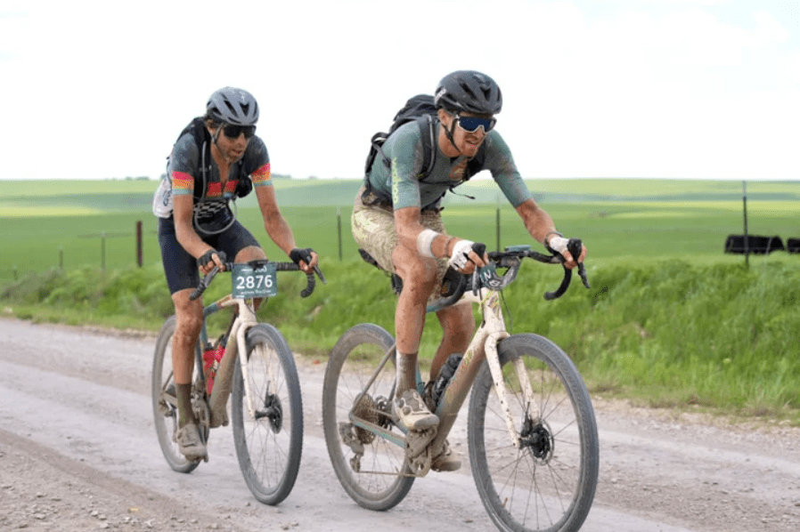 复刻Rock Combo涂装 闪电Diverge闪耀砾石赛场_搜狐汽车_搜狐网