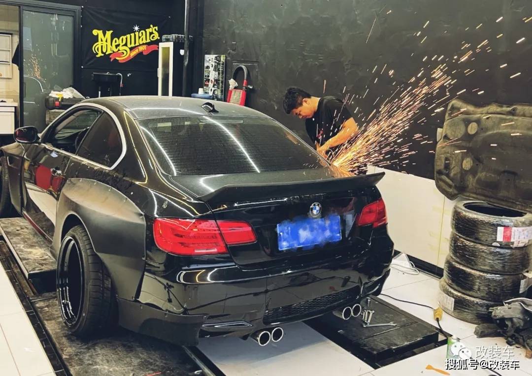 辽宁车友的宝马E92逆向改装，先选宽体后挑车你学到了吗？_搜狐汽车_搜狐网