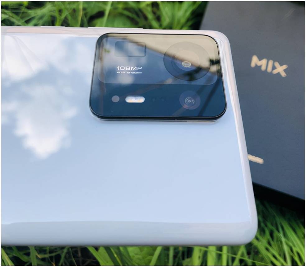 MIX4值得入手吗？上手测评体验给你参考_陶瓷