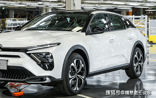 今日上市！车长超4米8的合资B级车，标配爱信8AT，叫板雅阁仅售14万_搜狐汽车_搜狐网