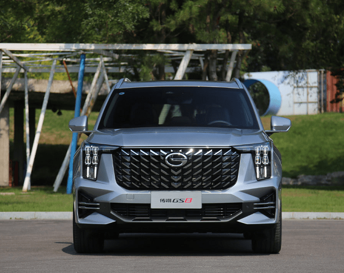 18.88万起预售！号称一箱油跑2022KM，全新传祺“大块头”GS8曝光_搜狐汽车_搜狐网