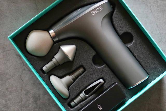 高颜值mini热敷筋膜枪——SKG热敷筋膜枪F7_按摩