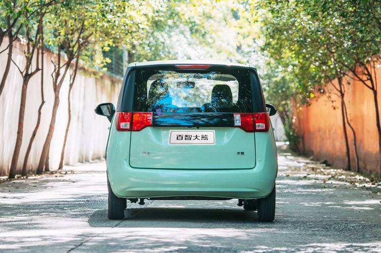 对手锁定宏光MINIEV/QQ冰激凌 百智大熊预售2.78万元起_搜狐汽车_搜狐网