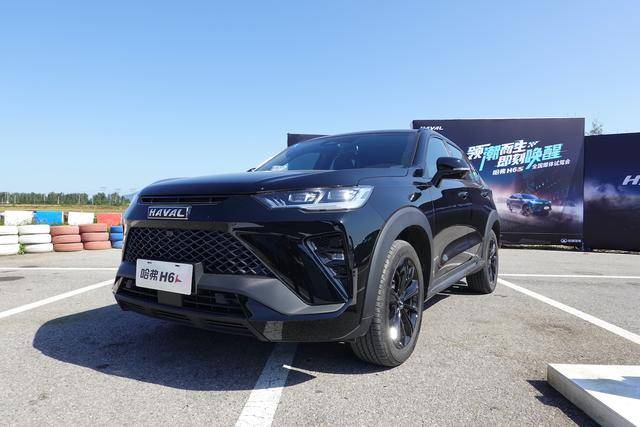 为了轿跑风格与柠檬DHT混动技术，18万元落地哈弗H6S值不值？_搜狐汽车_搜狐网