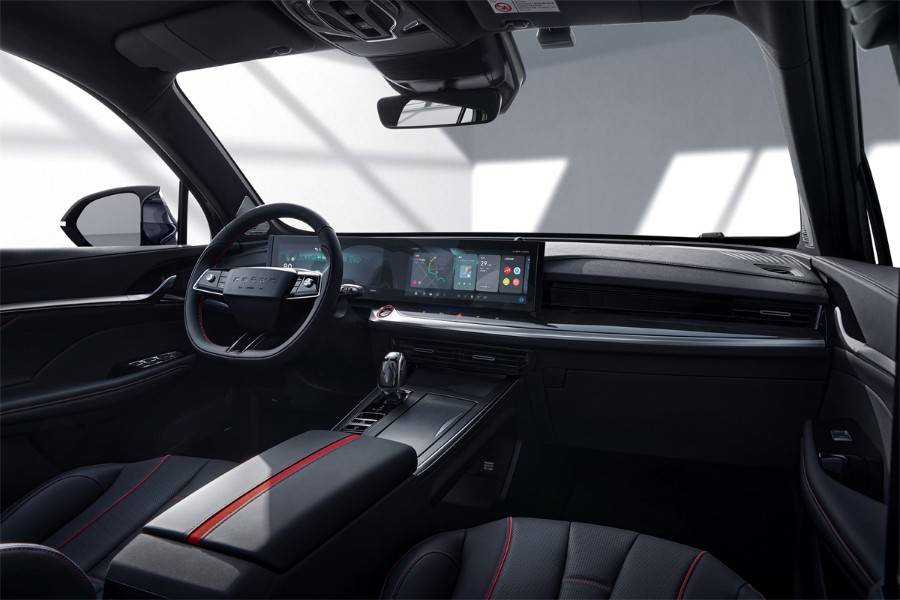 新款荣威RX5 MAX开启盲订！召唤五Buff，本月19日上市_搜狐汽车_搜狐网