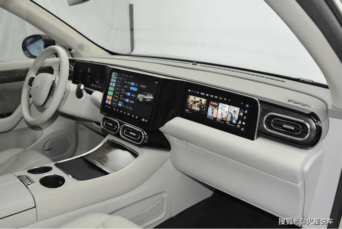 拒绝做“老头乐”，零跑C11配600km续航+越级配置，才卖15.98万起_搜狐汽车_搜狐网