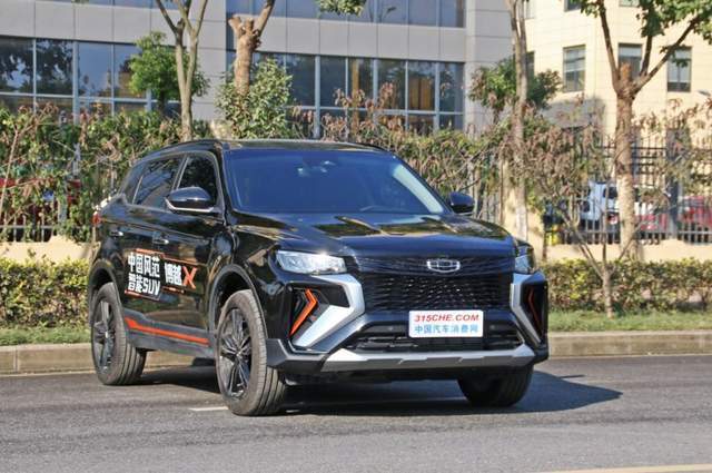 依旧出众 试驾吉利博越X 1.8T+6AT_搜狐汽车_搜狐网