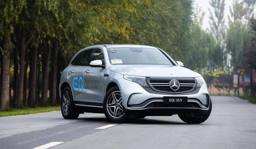 40万级纯电SUV扎堆，EQC/iX3/ES8/LYRIQ/Q5 e-tron怎么选？_搜狐汽车_搜狐网