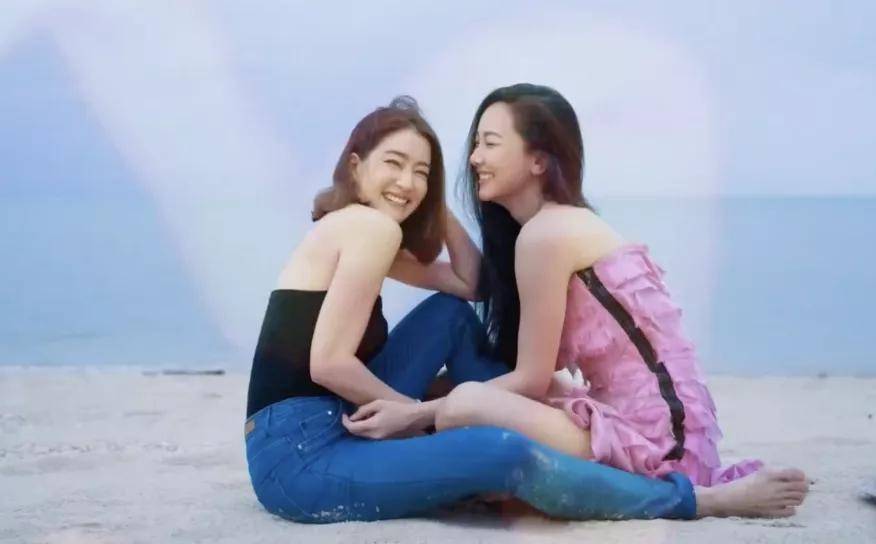 抗衰真相！为啥这些顶级女神的27岁到45岁全都凭空消失？_aump_面部_May