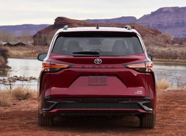 丰田“塞纳”要来了，3.5L+8AT，车长5.1米，替别克GL8捏把汗_搜狐汽车_搜狐网