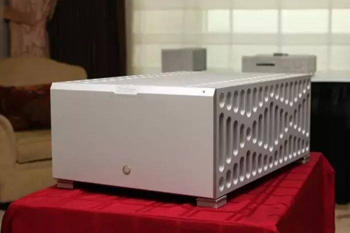 美国宝达Boulder 2160立体声后级功放---好机带来极致享受_kHz_输出_电路