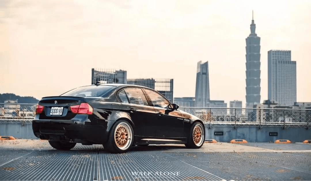 自吸V8绝唱，情怀四门宝马M3（E90）_搜狐汽车_搜狐网