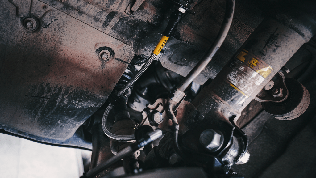 TEI Racing官方案例，丰田亚洲龙前轮升级tei p60es大六刹车套件_搜狐汽车_搜狐网