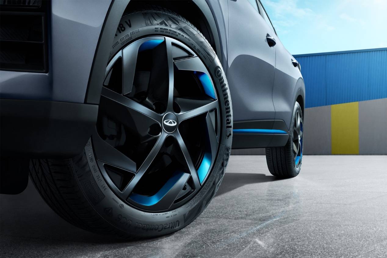 前卫潮流、态度硬核，OMODA 5全球首台车正式下线_搜狐汽车_搜狐网