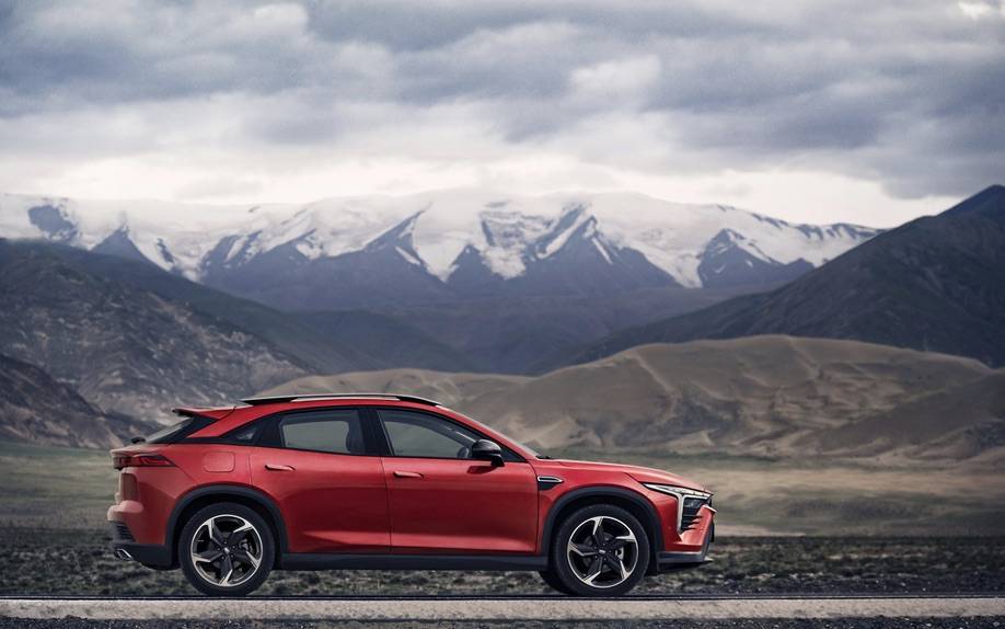 顶配不到15万？“Z世代轿跑SUV”新选择｜奔腾B70S正式上市！_搜狐汽车_搜狐网