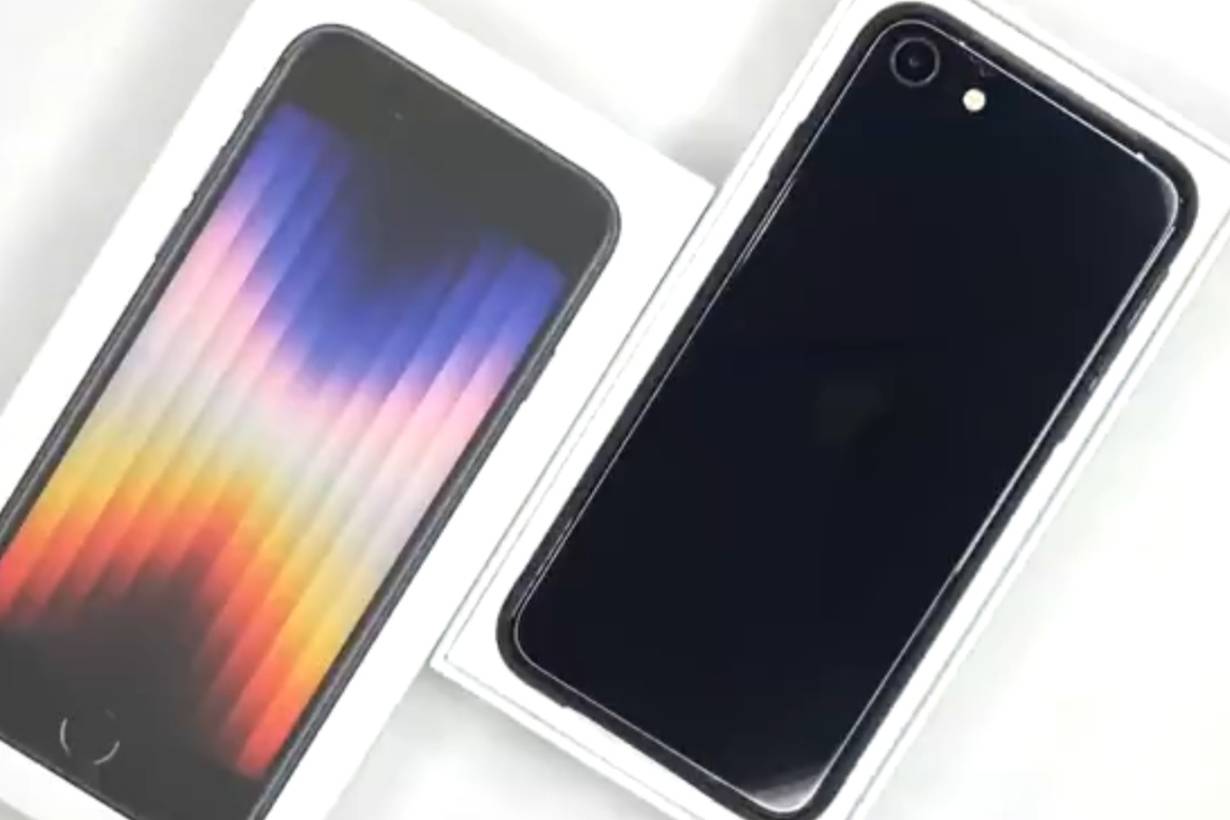 外媒首拆iPhone SE3, 用上了定制5G基带_设计_续航_方面