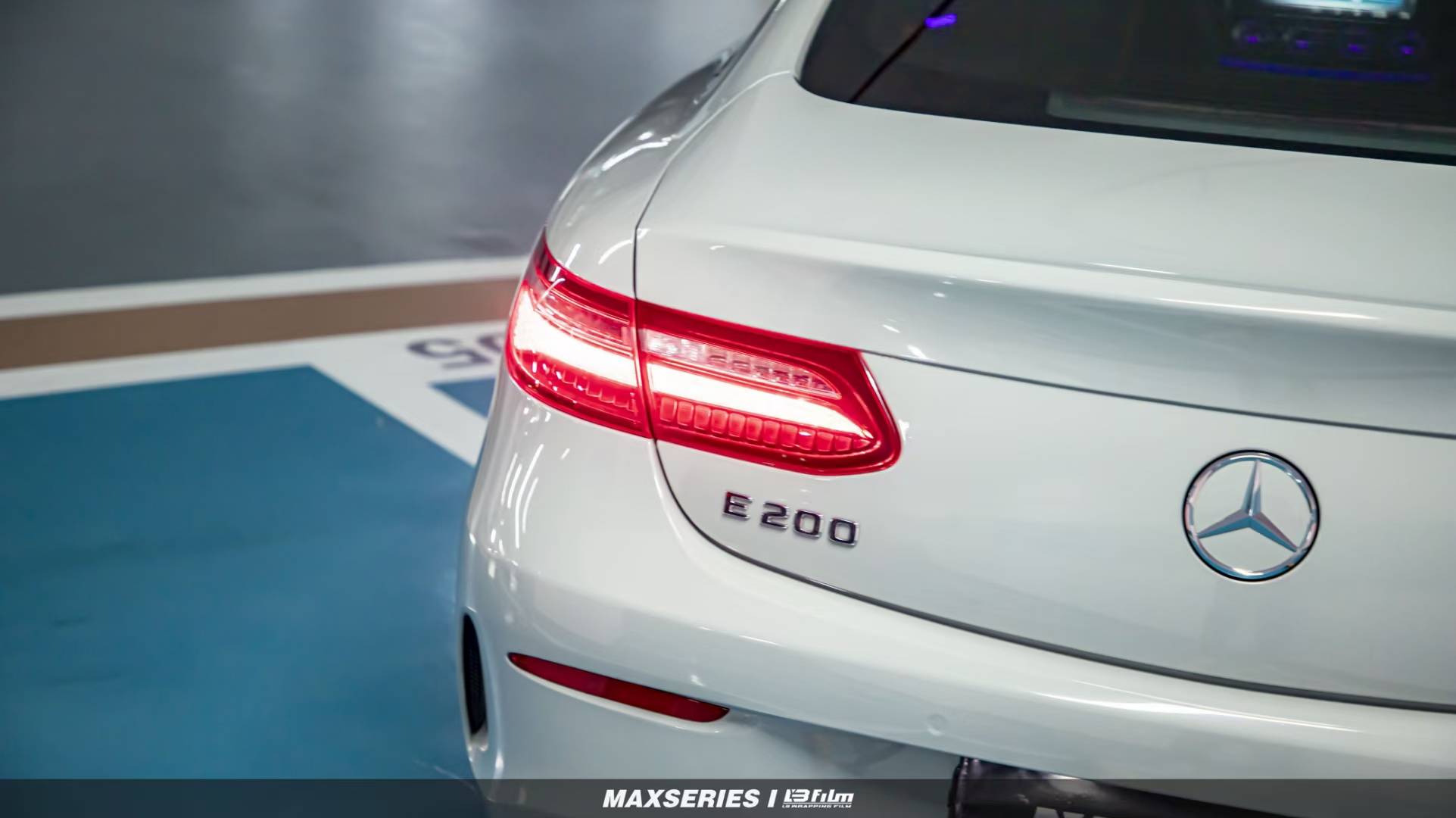 质感拉满，原厂漆哑灰改色膜-LBFILM（奔驰-E200）_搜狐汽车_搜狐网