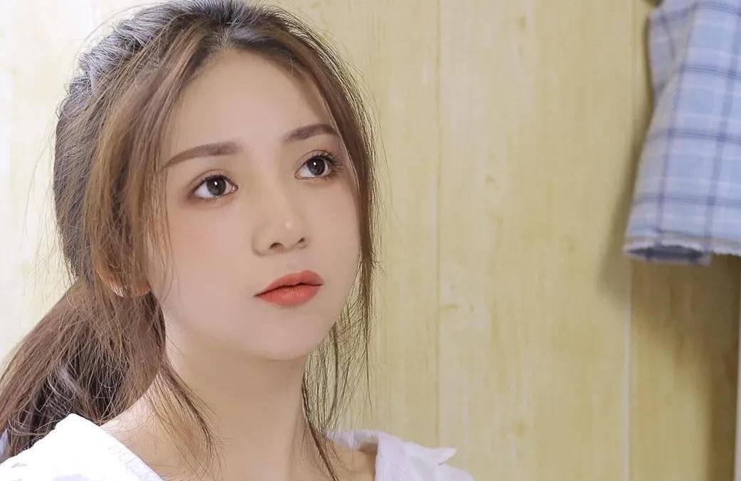 女孩让你追她的三个暗示，男生一定要懂！女生时候主动
