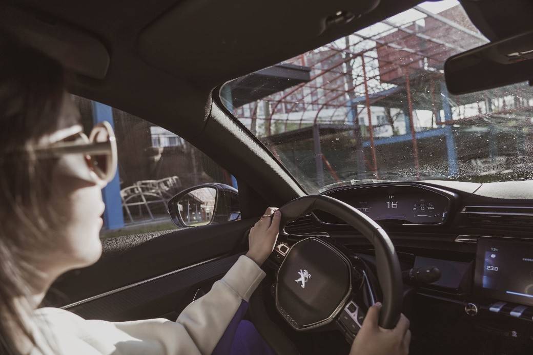 假期生活别“摆烂”，标致508L助你感受品质出行_搜狐汽车_搜狐网