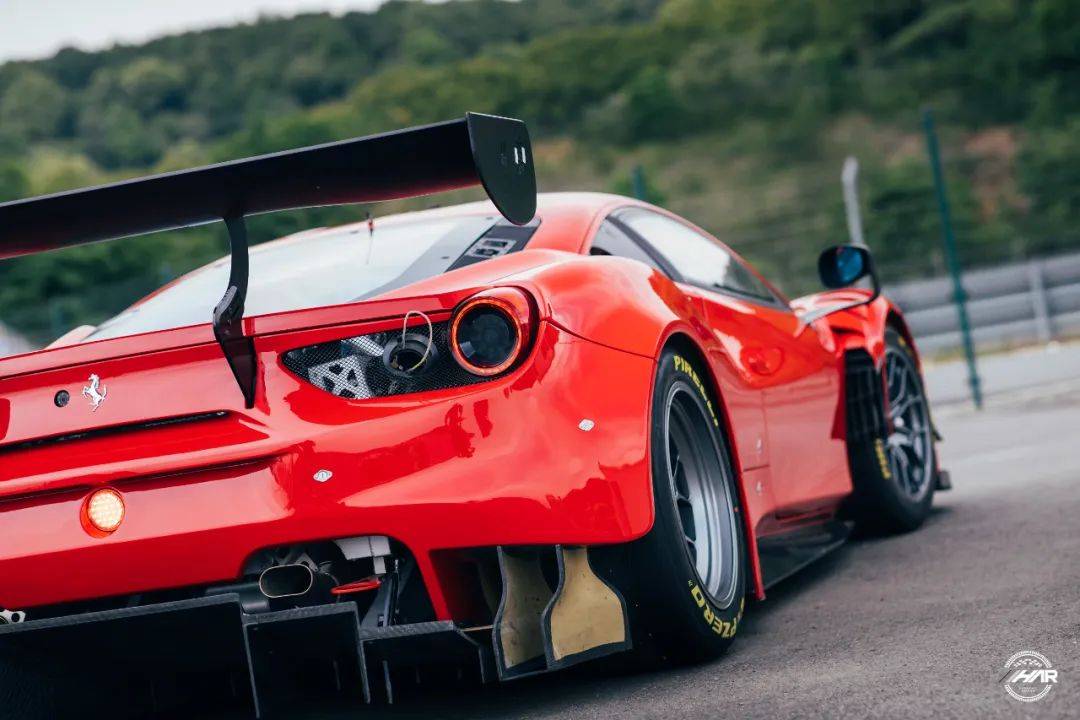 Racing With Ferrari 法拉利客户车队和谐赛车扬帆起航_搜狐汽车_搜狐网