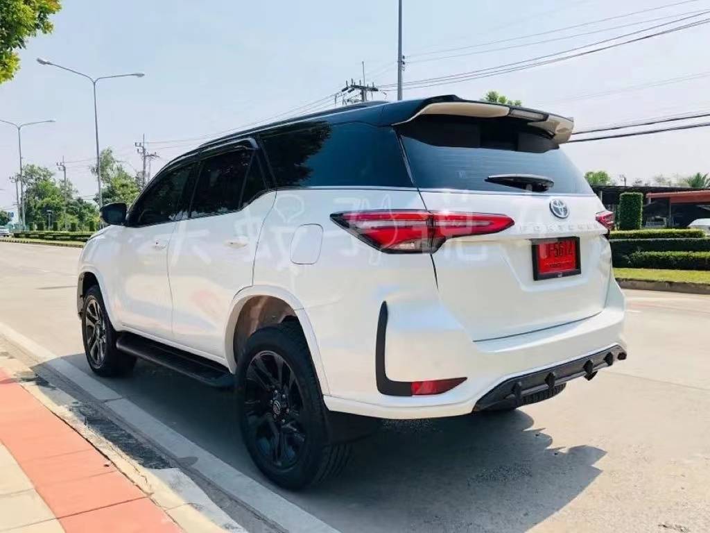 新款GR丰田穿越者曝光，对标日产途达，越野媲美普拉多，2.4T+6AT_搜狐汽车_搜狐网