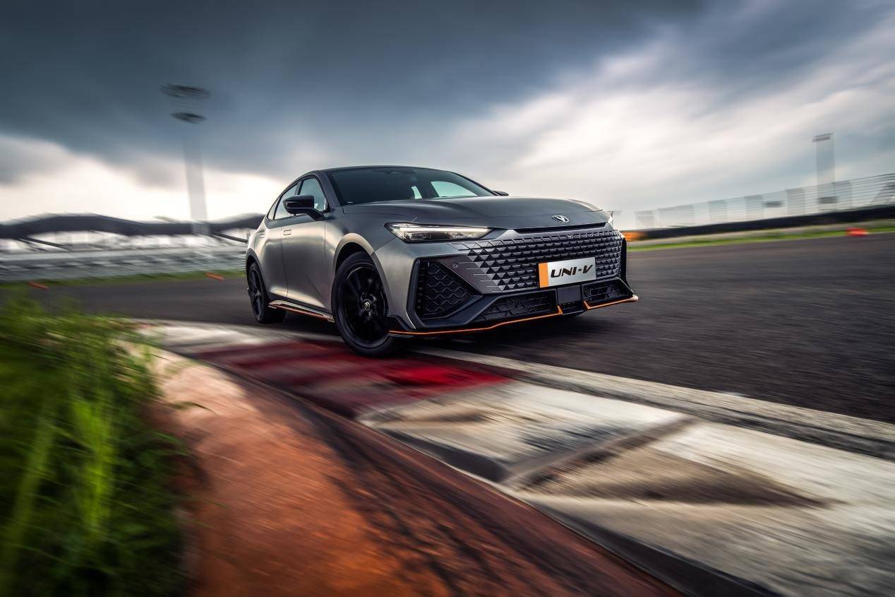 华系崛起，高能再续｜UNI-V 2.0T正式上市，iDD全球首秀_搜狐汽车_搜狐网