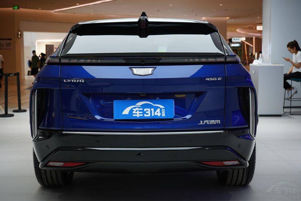 四十多万买中大型SUV，凯迪拉克LYRIQ锐歌和蔚来ES7该选谁？_搜狐汽车_搜狐网