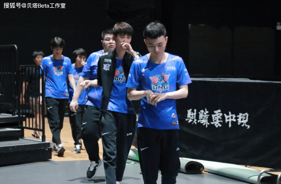 LNG官方回应“PandaC比赛哭了”：他压力很大，会提供心理疏导_选手_管理层_Ale