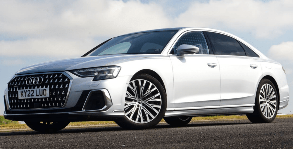 新款A8L有望今年8月18日正式上市，年轻成为新基调_搜狐汽车_搜狐网